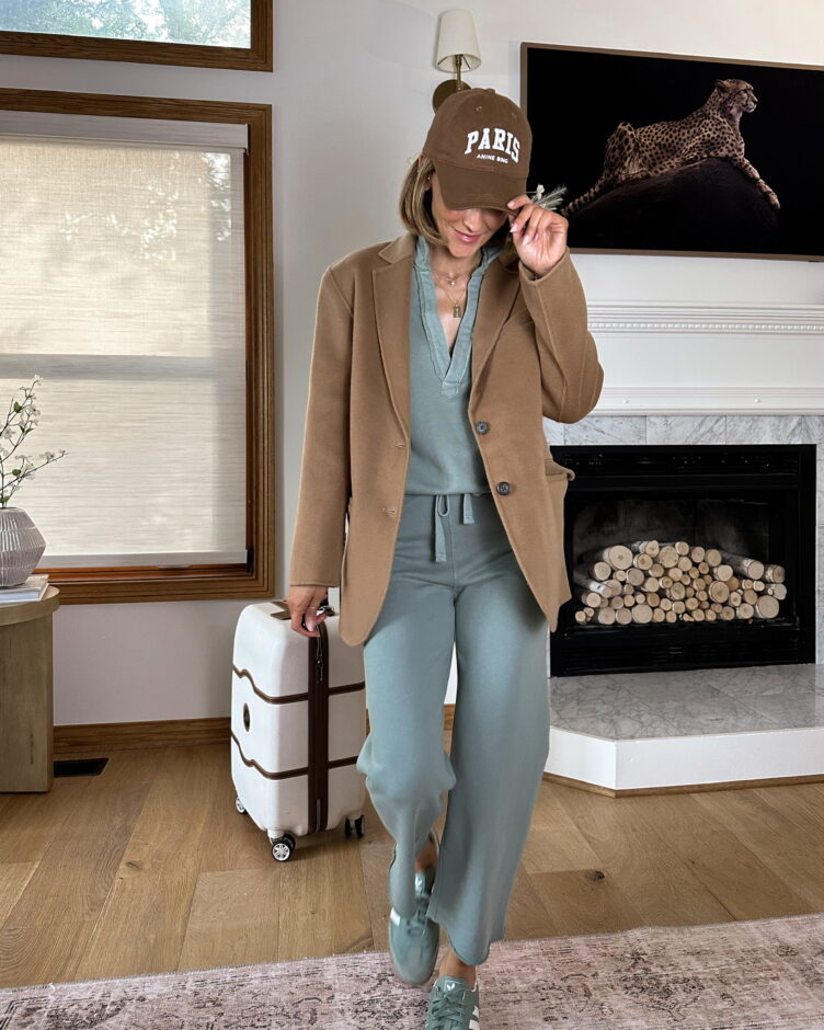 The Comfiest Travel Outfits for Fall